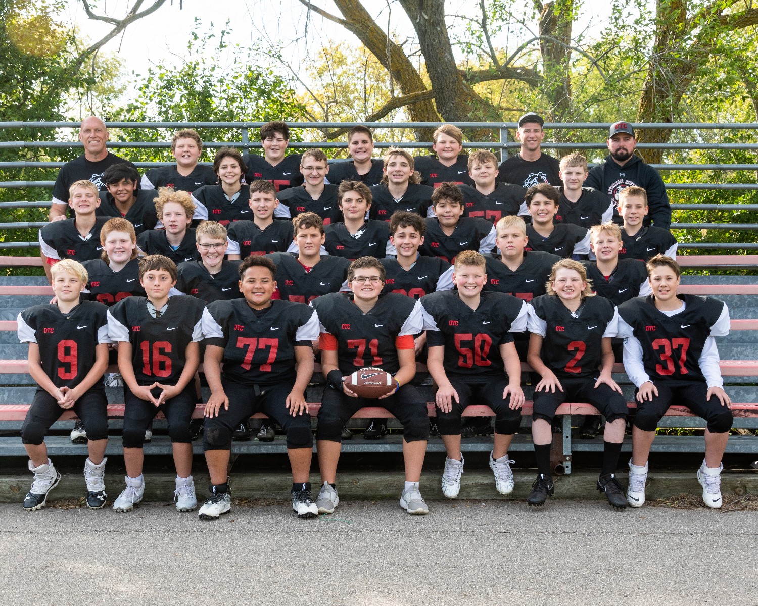 JH Bulldogs Gridmen Play | Battle Lake Review | Battle Lake Review